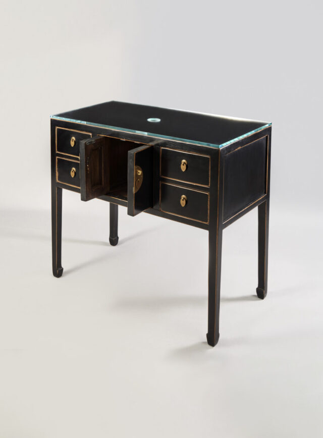 5 Ways To Create A Maximalist Bathroom | London Basin Company